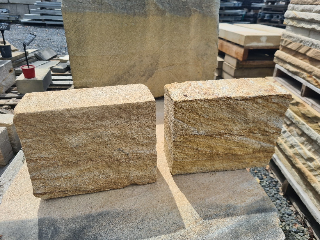 Sandstone Split Face Garden Edging 250x200mm – Plateau Landscape ...
