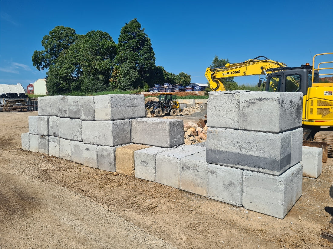 Concrete Block 600x600x1200 – Plateau Landscape Supplies & Greenstar Hire